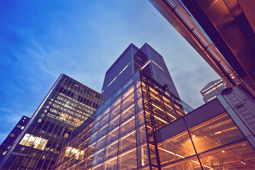 Mainframe Modernization: Powered by Precisely & AWS Mainframe Modernization: Powered by Precisely & AWS